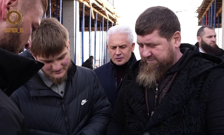 Рамзан Кадыров проверил ход строительства крупных спортивных объектов в ...